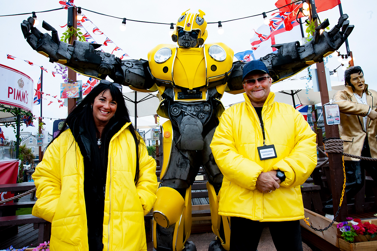 Case Study: The Riviera Air Show & Platinum Jubilee in Pictures - Al ...